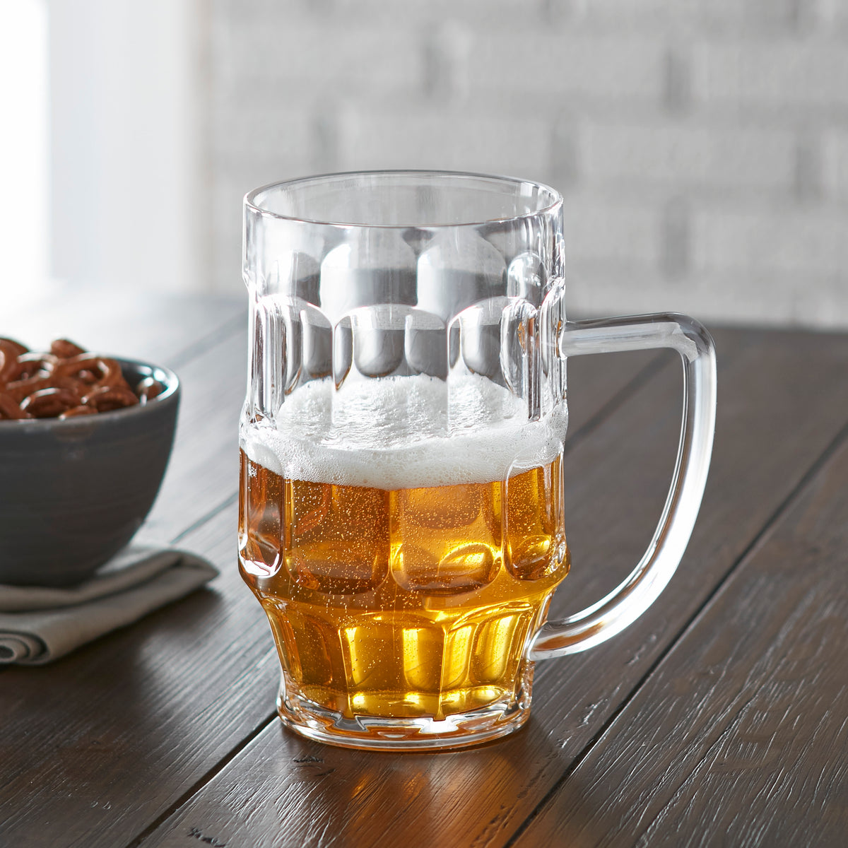 Acrylic 24-Oz. Diamond Beer Mug – Clear Home Decor